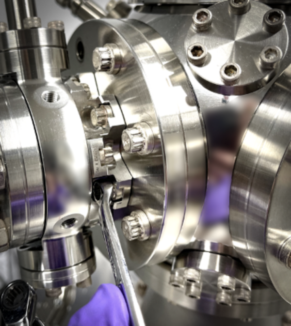 Multi-CF Vacuum Chamber and Hardware Overview | Kimball Physics | Multi ...